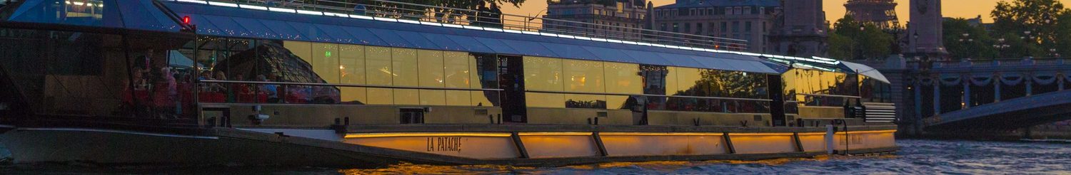 Boat rental in Paris - La Patache des Bateaux Mouches • Come to Paris