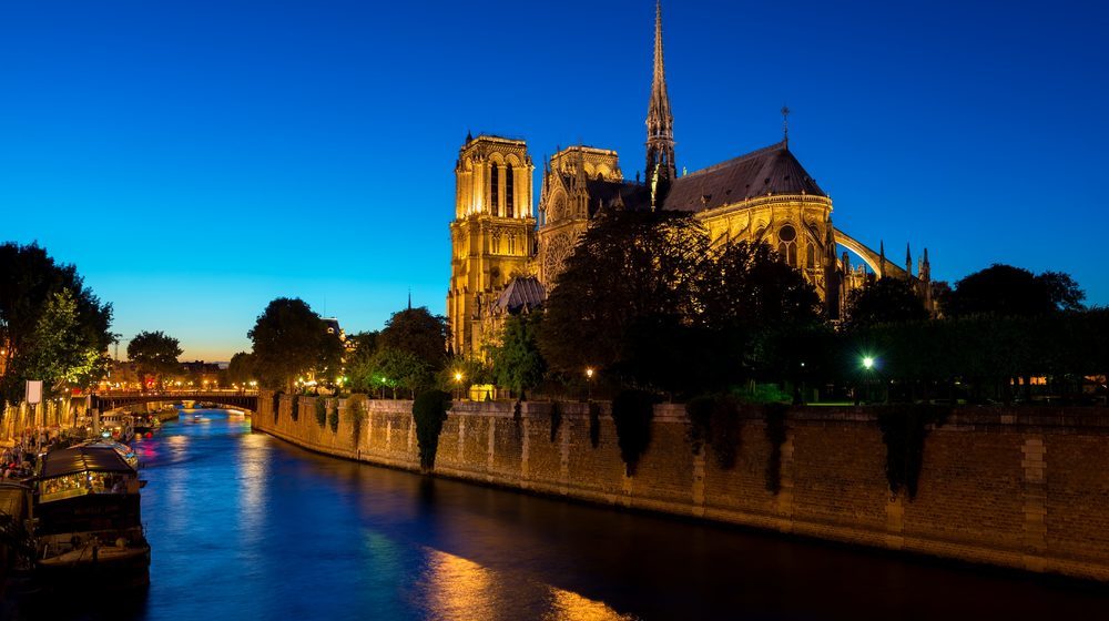New Year's Eve in Paris aboard Le Paquebot • Practical information ...