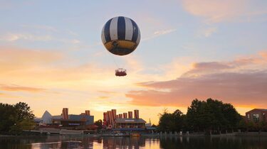 PanoraMagique Balloon Disney Village • Info, Prices and Booking • Come ...