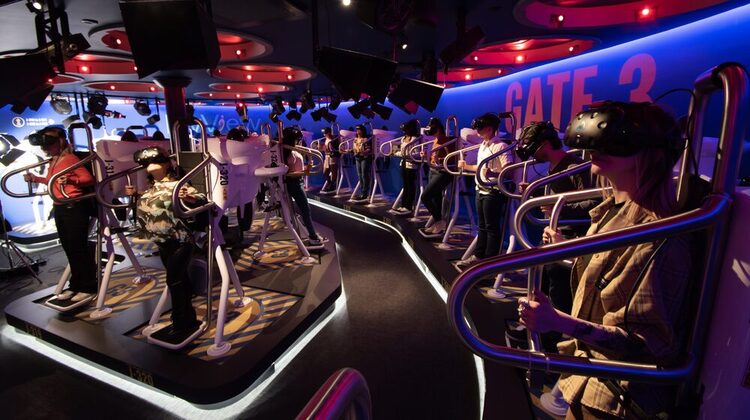 FlyView Visit of Paris in Virtual Reality • Schedules, Prices and ...