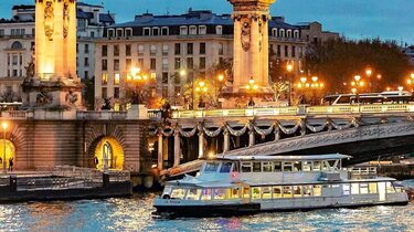 Le Tosca : Dîner-Croisière du 24 décembre à Paris • Come to Paris
