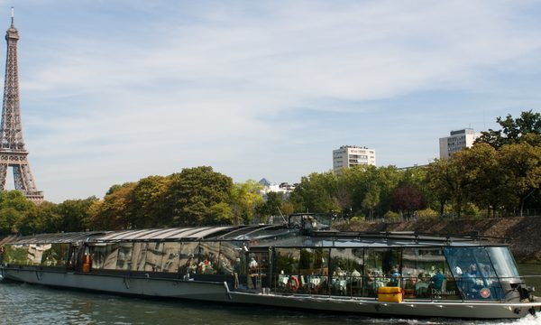 Location de Bateaux -La Compagnie des Bateaux Parisiens • Come to Paris