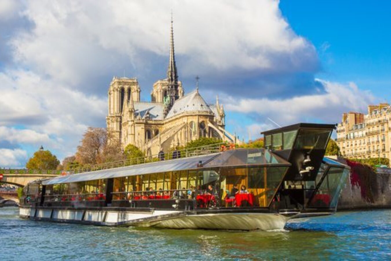 Comparatif Croisières Seine : Bateaux-Mouches vs Bateaux Parisiens - Choix et Conseils • Come to ...