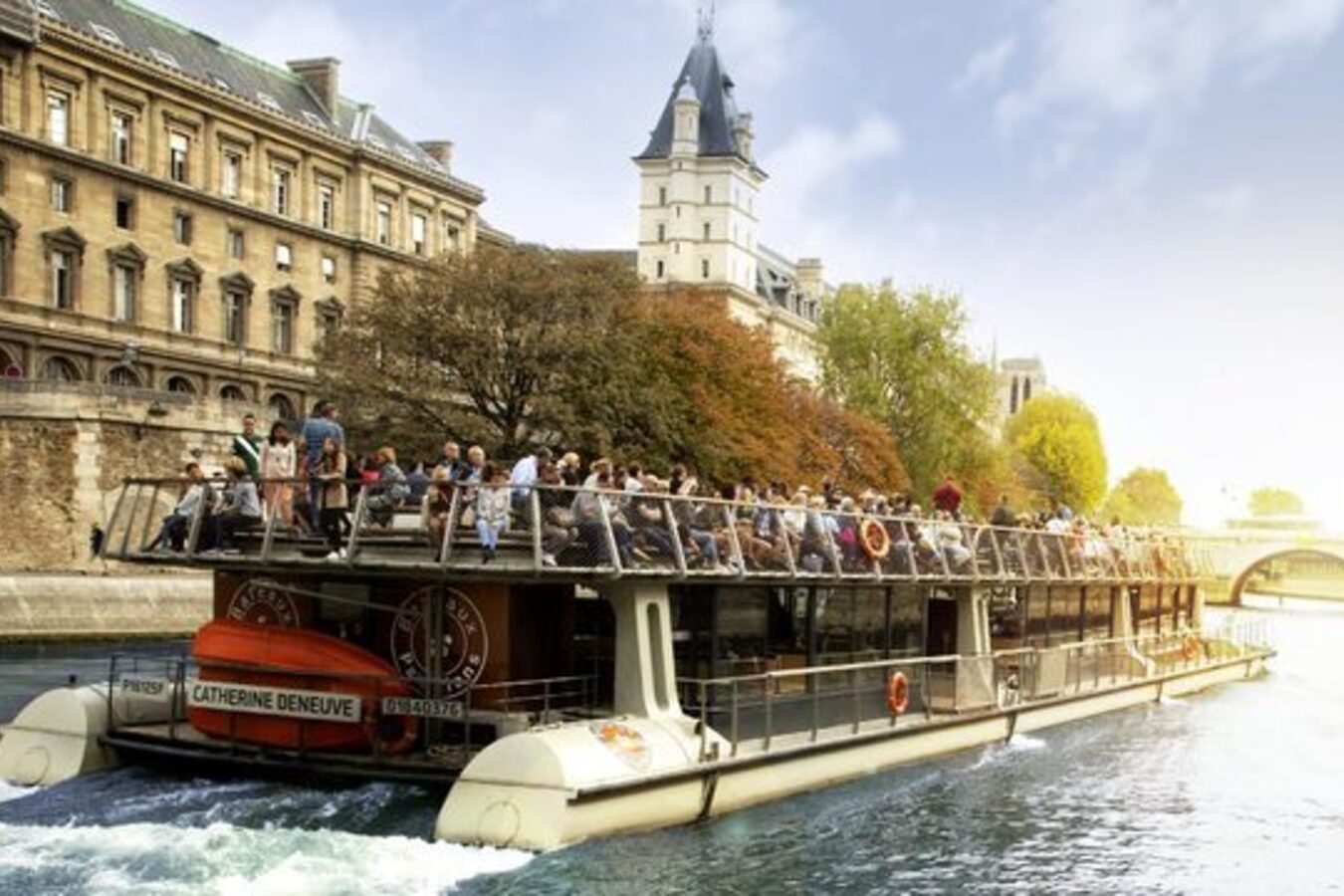 Comparatif Croisières Seine : Bateaux-Mouches vs Bateaux Parisiens - Choix et Conseils • Come to ...